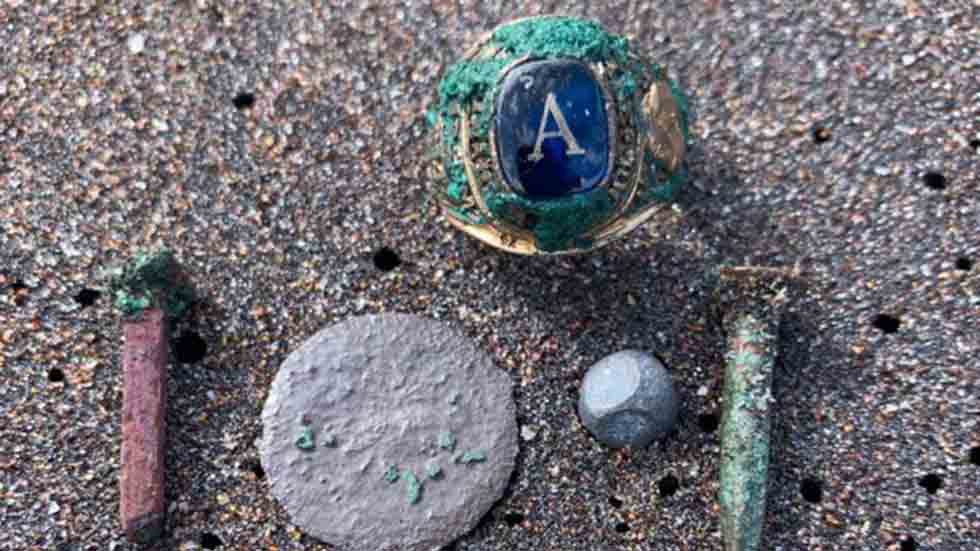 Class Ring Lost 50 Years Ago on A Florida Beach Will Be Reunited With ...