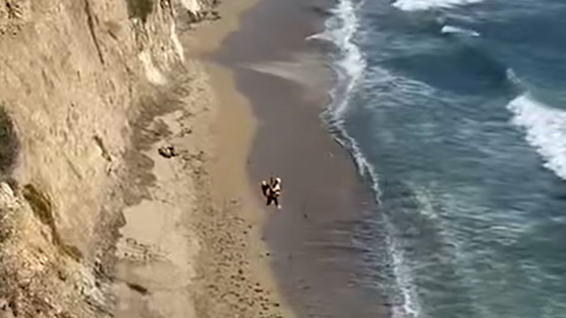 Stranded Kite Surfer Used Rocks To Get Rescued - Videos from The ...