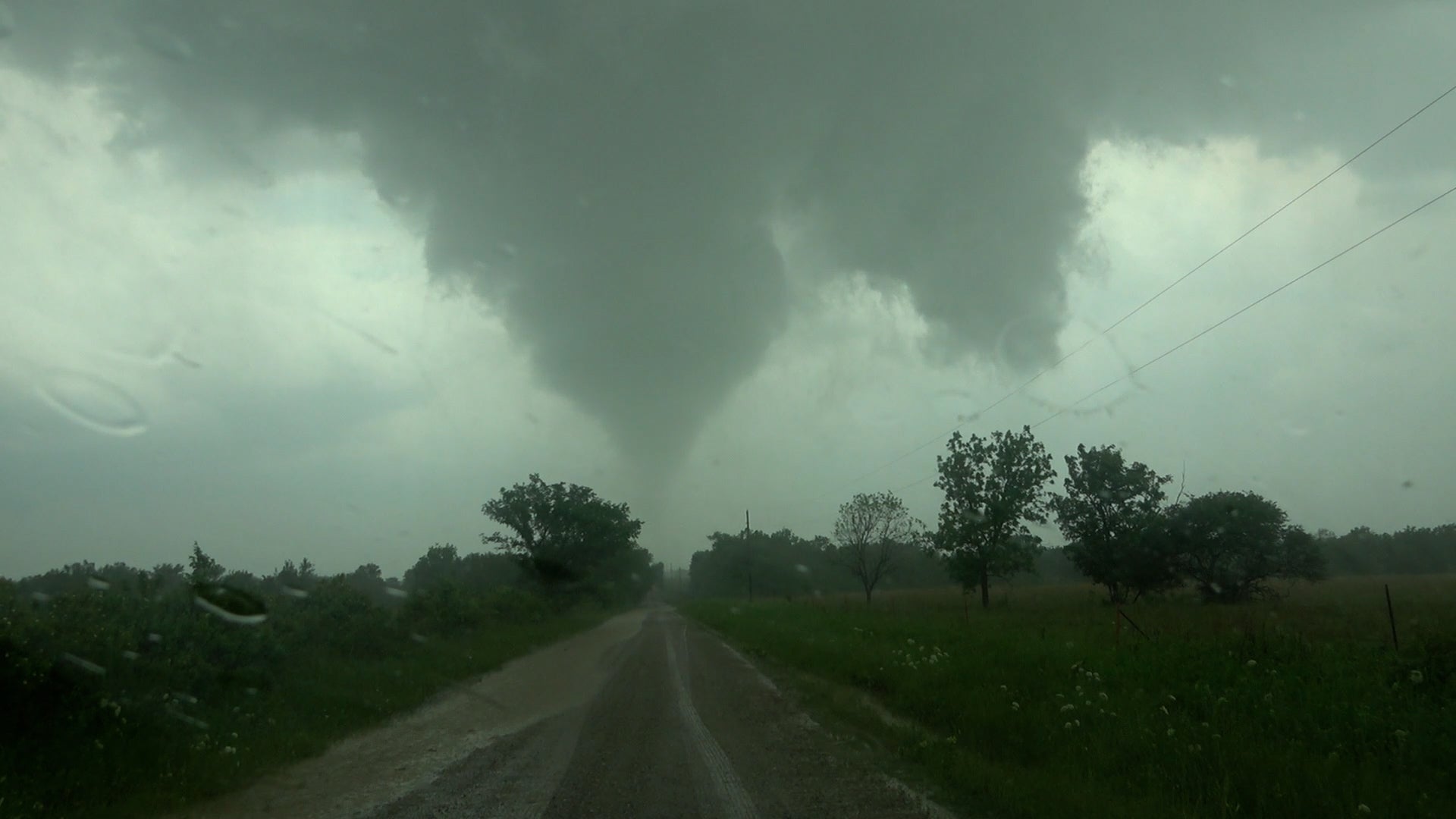 Oklahoma Has Way Too Many Storm Chasers And Most Of Them The Real Life