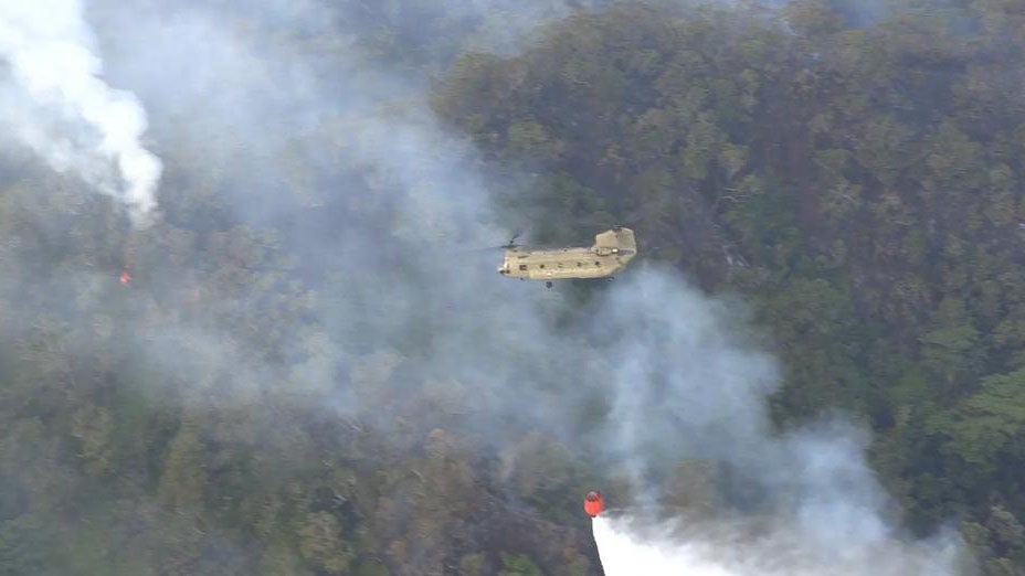 Crews Battle Wildfire Near Honolulu Suburb | Weather Underground