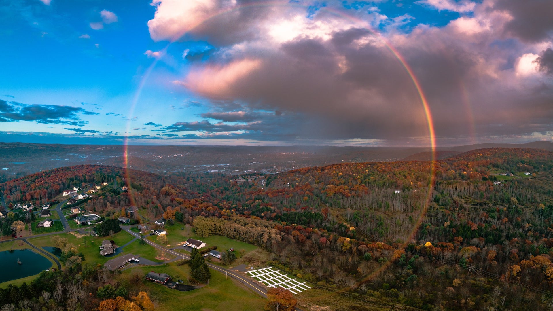 Rainbow From The Sky Rainbows In The Sky