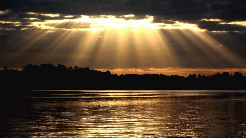 Science Behind the Optical Illusion of Crepuscular Rays (PHOTOS) | The ...