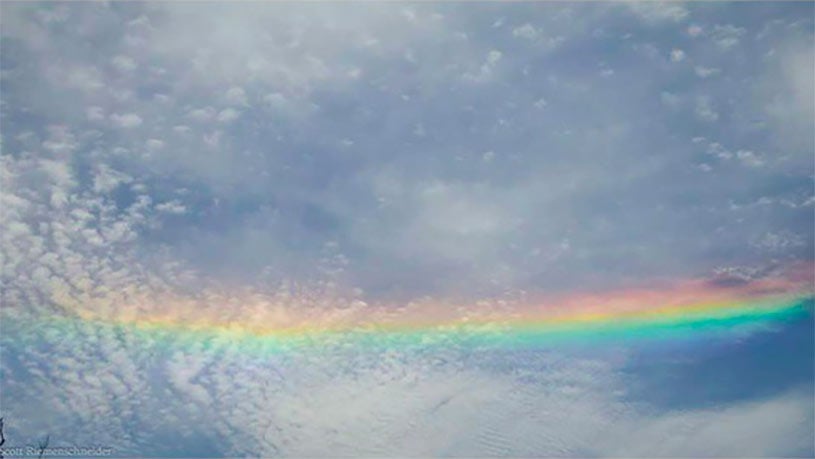 The Science Behind the Odd Rainbow Stripes Everyone Saw in Western ...