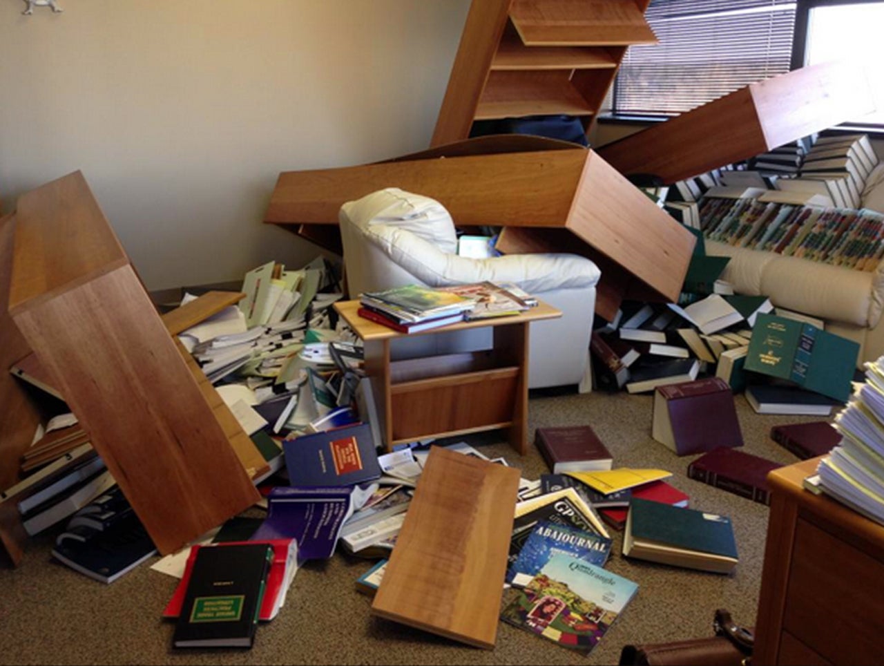 Alaska Earthquake: 6.2-Magnitude Tremor Strikes Anchorage Area; No ...