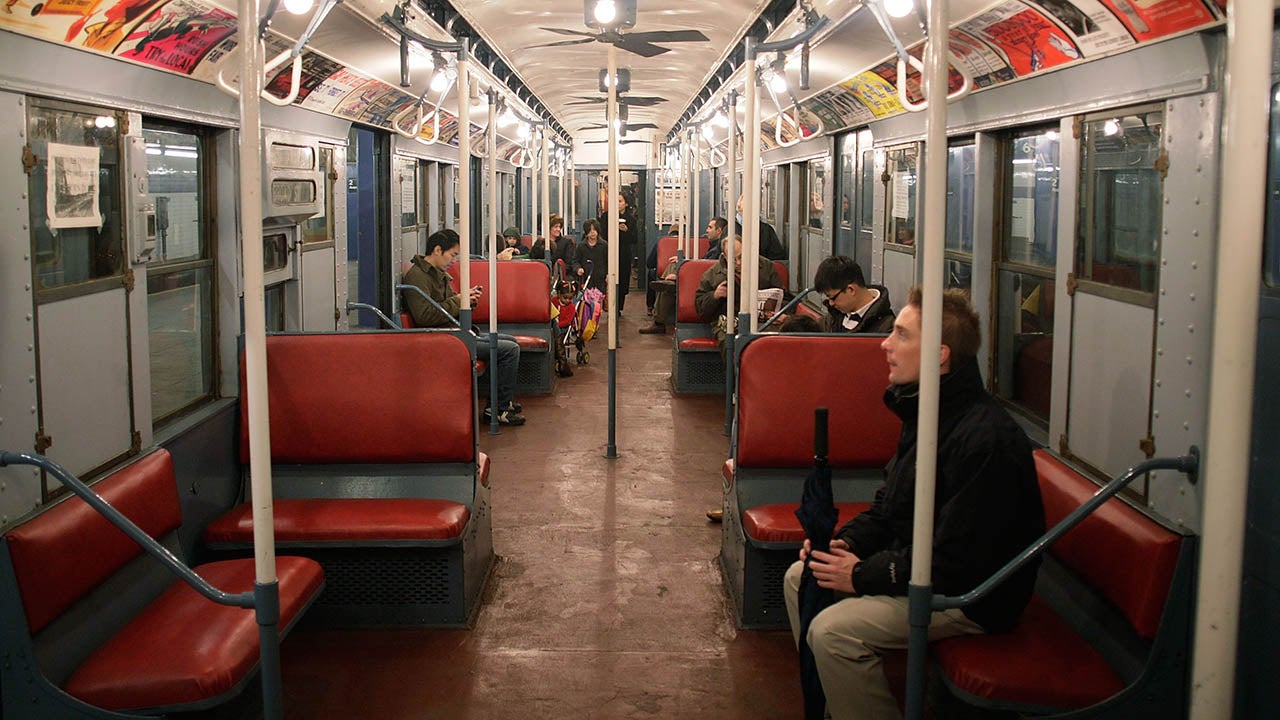 All Aboard NYC's Secret Vintage Holiday Train (PHOTOS) | The Weather ...