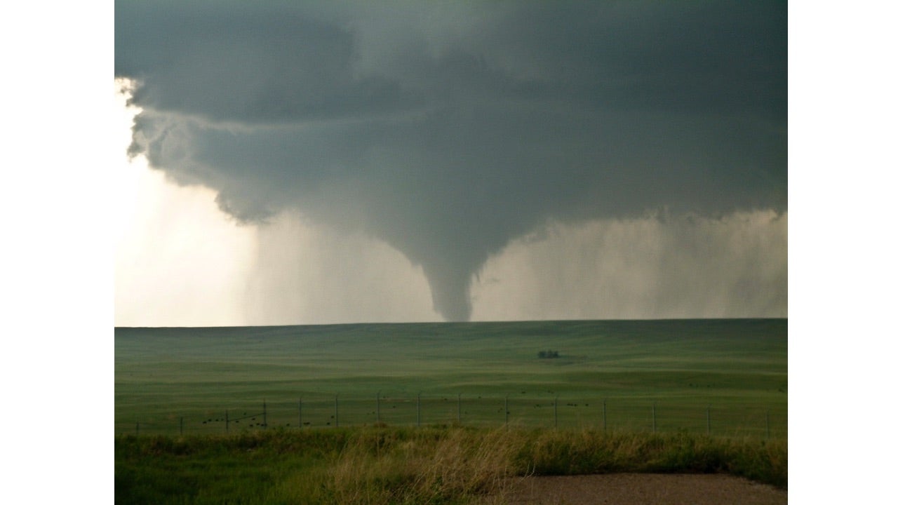 Lessons From a Storm Chaser on How to Stay Safe in Tornado Alley | The ...
