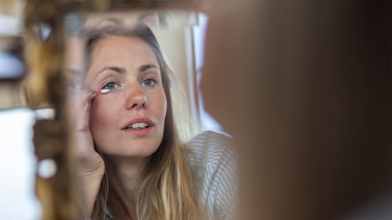 Trio of Danish Entrepreneurs Designs Reusable Cotton Swabs | The ...