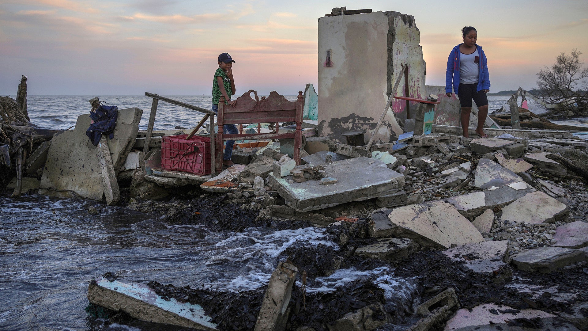 Mexican Town Destroyed By Climate Change | Weather.com
