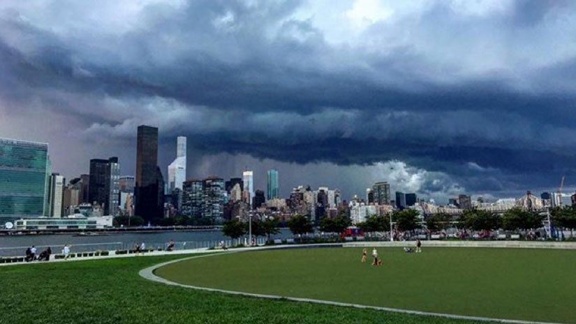 The Mothership Has Arrived: Severe Storm Sweeps Over New York City ...