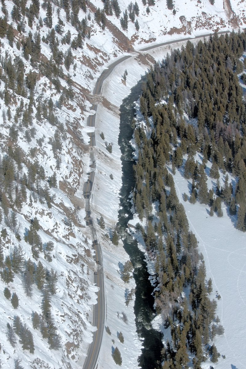 Rare Avalanche Barrage in Idaho Shuts Down Highways, Trapping Residents ...