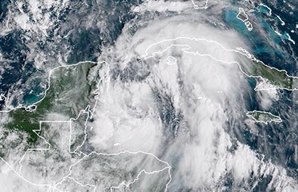 My Hurricane Andrew Story: A Book Review by Dr. Jeff Masters | Category ...