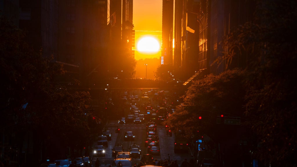 Manhattanhenge Returns: When And Where To Watch NYC's Iconic Spectacle
